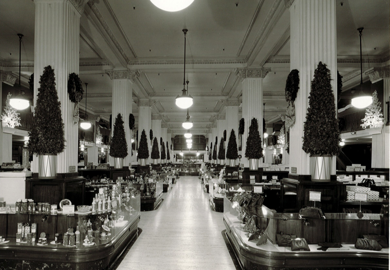 Remembering Christmas at Hudson's — Harper Woods Public Library